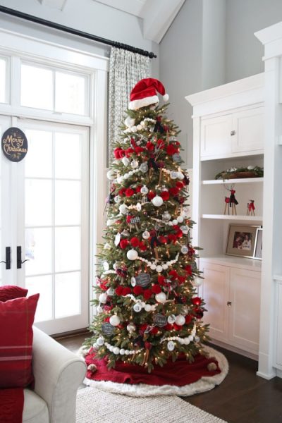 30+ Trendy Christmas Tree Ideas to Spice Up Your Holiday Decor