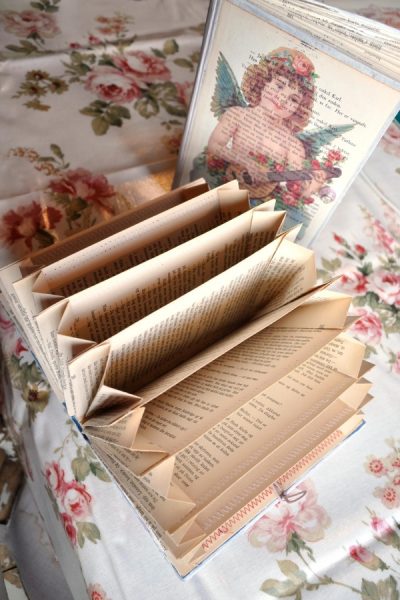 Back-to-School Bliss: 20+ Upcycled Book Cover Crafts